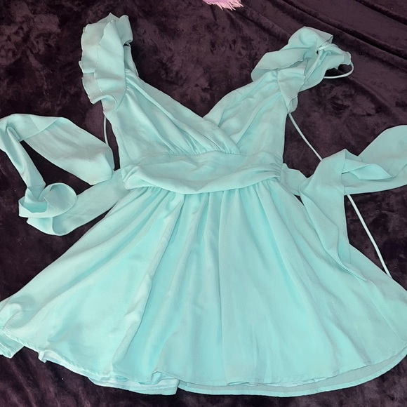 Lucy in the Sky | Dresses | Lucy In The Sky Light Turquoise Dress ...